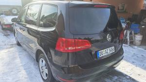 Black Volkswagen Sharan 2011 in Vilnius, with an engine capacity of 2.00 L and mileage of 293 thousand km for 6200 €, photo 5 on AUTOMOTO.COM.LV