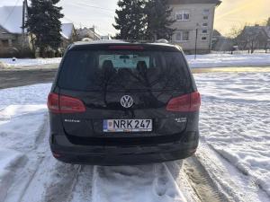 Black Volkswagen Sharan 2011 in Kaunas, with an engine capacity of 1.97 L and mileage of 215 thousand km for 7899 €, photo 6 on AUTOMOTO.COM.LV