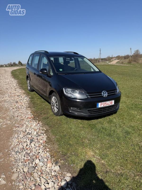 Melns Volkswagen Sharan 2011 Alīta, ar dzinēja tilpumu 2.00 L un nobraukumu 345 tūkst. km par 3800 €, foto 2 vietnē AUTOMOTO.COM.LV