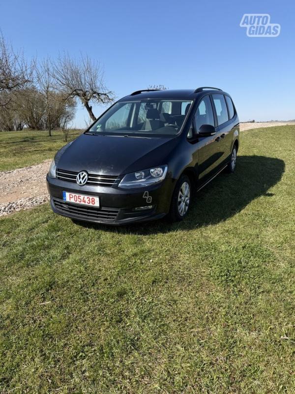 Melns Volkswagen Sharan 2011 Alīta, ar dzinēja tilpumu 2.00 L un nobraukumu 345 tūkst. km par 3800 €, foto 4 vietnē AUTOMOTO.COM.LV