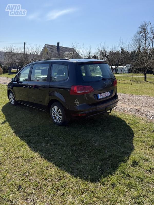 Melns Volkswagen Sharan 2011 Alīta, ar dzinēja tilpumu 2.00 L un nobraukumu 345 tūkst. km par 3800 €, foto 6 vietnē AUTOMOTO.COM.LV