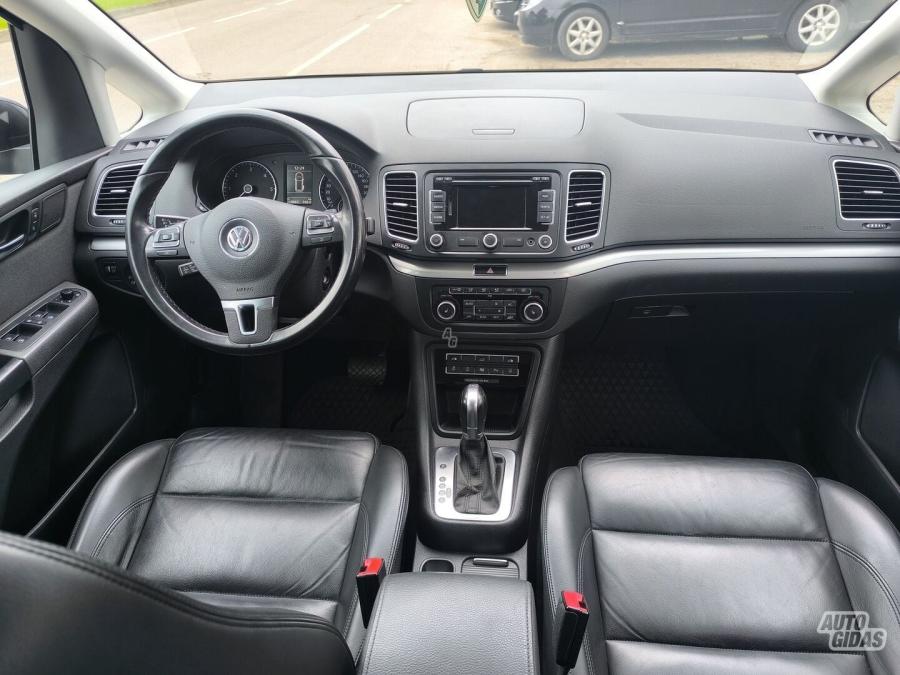 Melns Volkswagen Sharan 2011 Kauņa, ar dzinēja tilpumu 2.00 L un nobraukumu 215 tūkst. km par 7899 €, foto 12 vietnē AUTOMOTO.COM.LV