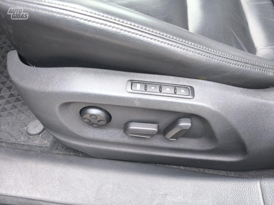 Melns Volkswagen Sharan 2011 Kauņa, ar dzinēja tilpumu 2.00 L un nobraukumu 215 tūkst. km par 7899 €, foto 16 vietnē AUTOMOTO.COM.LV