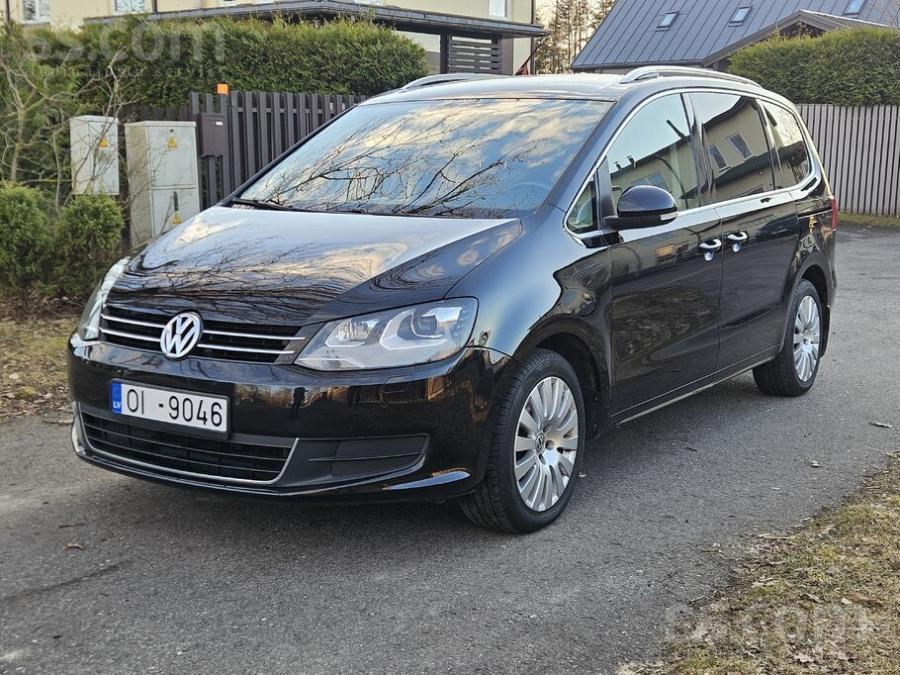 Black Volkswagen Sharan 2011 in Riga, with an engine capacity of 2.00 L and mileage of 179 thousand km for 6900 €, photo 3 on AUTOMOTO.COM.LV