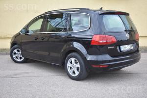 Black Volkswagen Sharan 2011 in Talsi, with an engine capacity of 1.40 L and mileage of 241 thousand km for 7700 €, photo 3 on AUTOMOTO.COM.LV