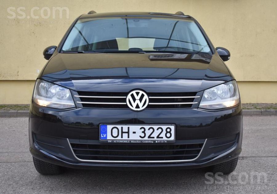 Black Volkswagen Sharan 2011 in Talsi, with an engine capacity of 1.40 L and mileage of 241 thousand km for 7700 €, photo 4 on AUTOMOTO.COM.LV