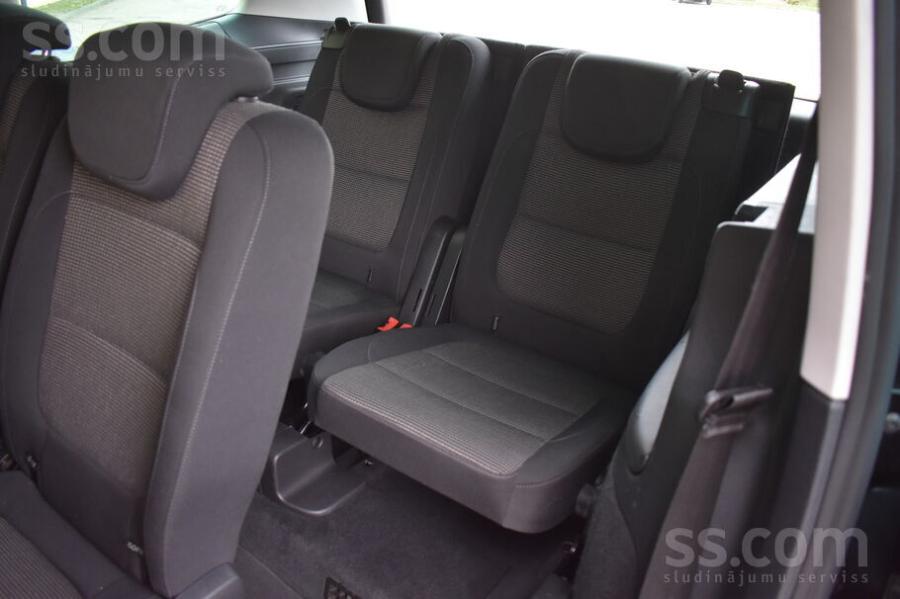 Black Volkswagen Sharan 2011 in Talsi, with an engine capacity of 1.40 L and mileage of 241 thousand km for 7700 €, photo 10 on AUTOMOTO.COM.LV