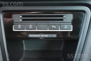 Black Volkswagen Sharan 2011 in Talsi, with an engine capacity of 1.40 L and mileage of 241 thousand km for 7700 €, photo 15 on AUTOMOTO.COM.LV