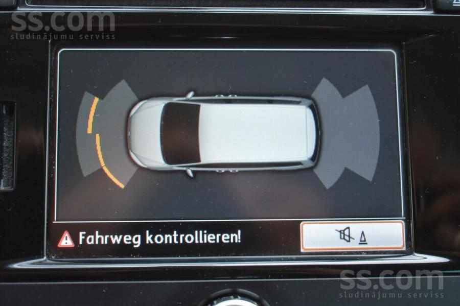Black Volkswagen Sharan 2011 in Talsi, with an engine capacity of 1.40 L and mileage of 241 thousand km for 7700 €, photo 20 on AUTOMOTO.COM.LV