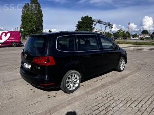 Melns Volkswagen Sharan 2011 Liepāja, ar dzinēja tilpumu 2.00 L un nobraukumu 271 tūkst. km par 7000 €, foto 4 vietnē AUTOMOTO.COM.LV
