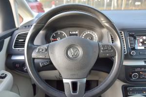 Black Volkswagen Sharan 2011 in Marupe, with an engine capacity of 2.00 L and mileage of 281 thousand km for 6700 €, photo 12 on AUTOMOTO.COM.LV