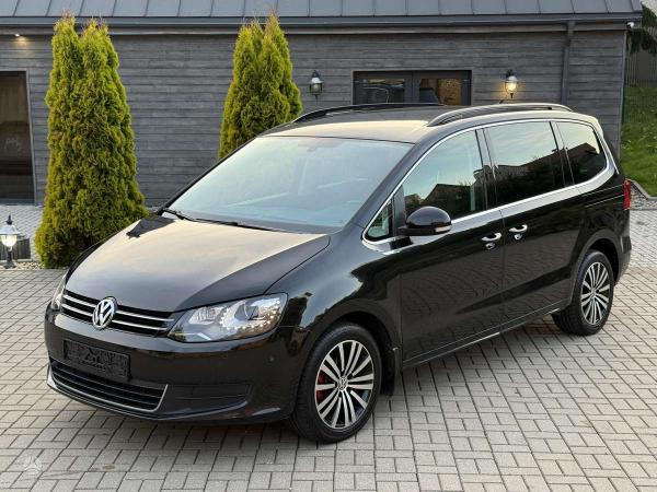 Black Volkswagen Sharan 2011 in Kedainiai, with an engine capacity of 1.97 L and mileage of 295 thousand km for 7950 €, photo 1 on AUTOMOTO.COM.LV