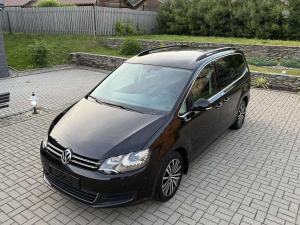 Black Volkswagen Sharan 2011 in Kedainiai, with an engine capacity of 1.97 L and mileage of 295 thousand km for 7950 €, photo 7 on AUTOMOTO.COM.LV