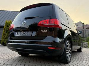 Black Volkswagen Sharan 2011 in Kedainiai, with an engine capacity of 1.97 L and mileage of 295 thousand km for 7950 €, photo 12 on AUTOMOTO.COM.LV
