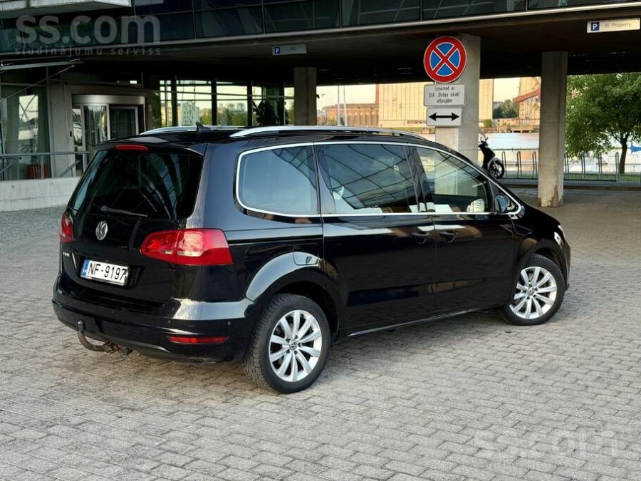 Melns Volkswagen Sharan 2011 Rīga, ar dzinēja tilpumu 2.00 L un nobraukumu 315 tūkst. km par 6500 €, foto 12 vietnē AUTOMOTO.COM.LV