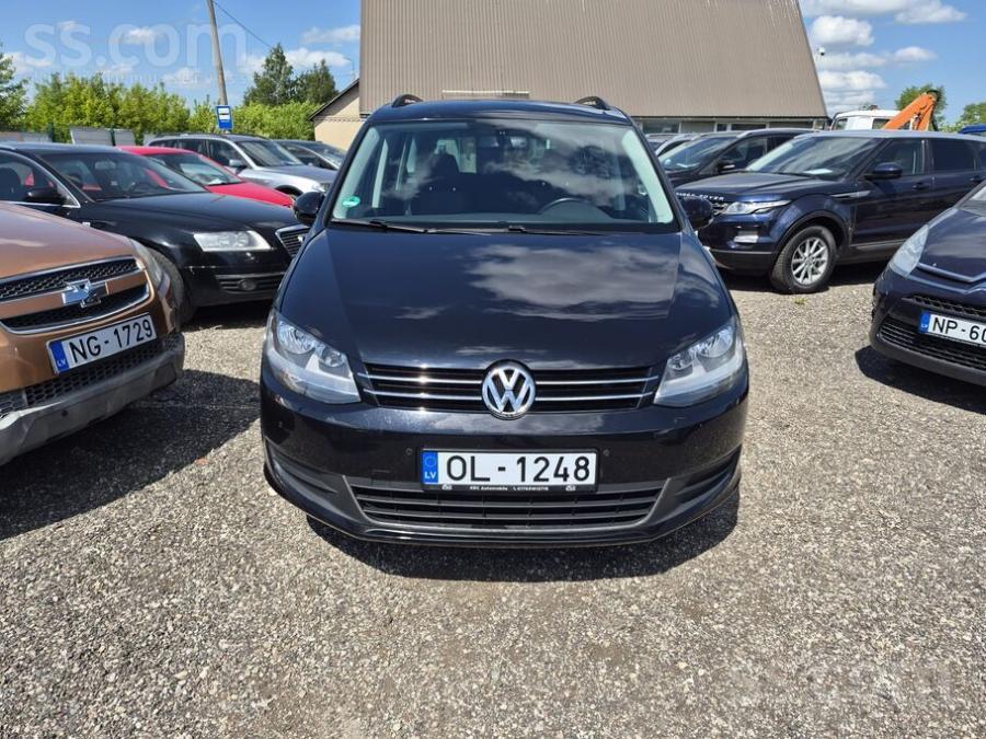 Melns Volkswagen Sharan 2011 Daugavpils, ar dzinēja tilpumu 2.00 L un nobraukumu 0 tūkst. km par 7250 €, foto 3 vietnē AUTOMOTO.COM.LV