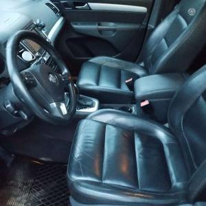 Black Volkswagen Sharan 2011 in Marijampole, with an engine capacity of 1.97 L and mileage of 250 thousand km for 9200 €, photo 13 on AUTOMOTO.COM.LV
