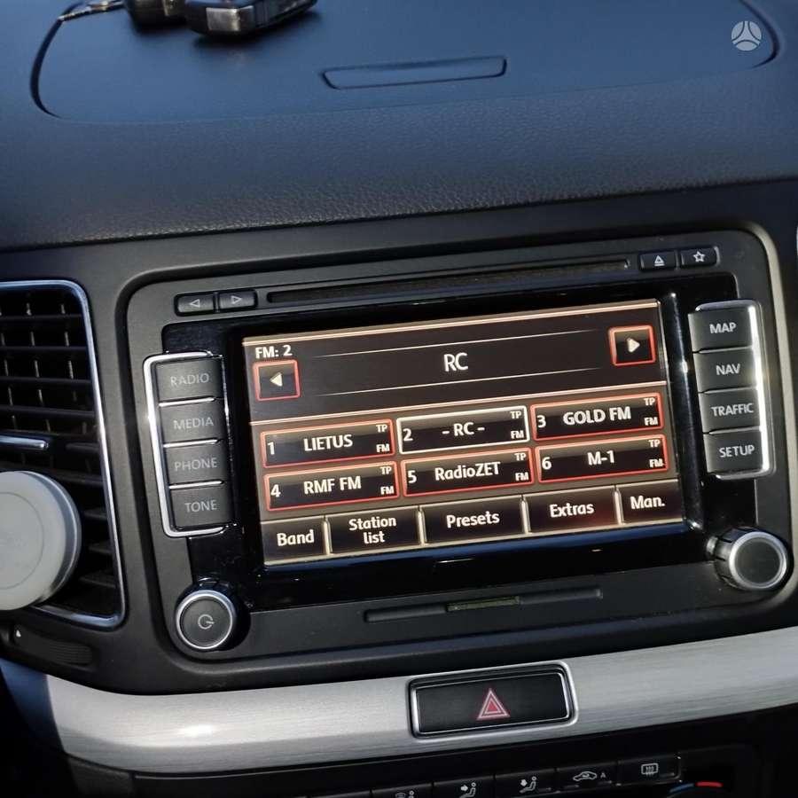 Black Volkswagen Sharan 2011 in Marijampole, with an engine capacity of 1.97 L and mileage of 250 thousand km for 9200 €, photo 20 on AUTOMOTO.COM.LV
