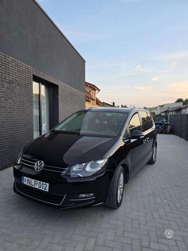 Black Volkswagen Sharan 2011 in Klaipeda, with an engine capacity of 1.97 L and mileage of 175 thousand km for 9200 €, photo 2 on AUTOMOTO.COM.LV