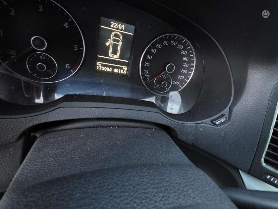 Black Volkswagen Sharan 2011 in Klaipeda, with an engine capacity of 1.97 L and mileage of 175 thousand km for 9200 €, photo 6 on AUTOMOTO.COM.LV