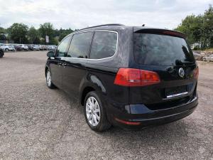 Melns Volkswagen Sharan 2011 Alīta, ar dzinēja tilpumu 1.97 L un nobraukumu 269 tūkst. km par 7900 €, foto 5 vietnē AUTOMOTO.COM.LV