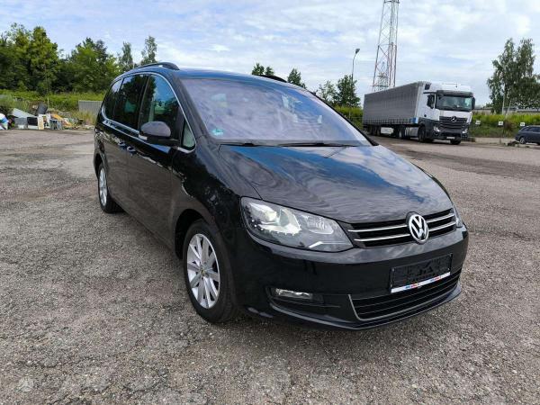 Melns Volkswagen Sharan 2011 Alīta, ar dzinēja tilpumu 1.97 L un nobraukumu 269 tūkst. km par 7900 €, foto 6 vietnē AUTOMOTO.COM.LV