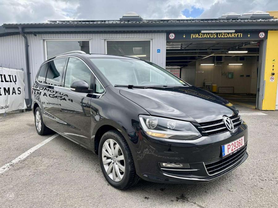 Melns Volkswagen Sharan 2011 Šauļi, ar dzinēja tilpumu 1.97 L un nobraukumu 245 tūkst. km par 7950 €, foto 3 vietnē AUTOMOTO.COM.LV