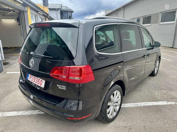 Melns Volkswagen Sharan 2011 Šauļi, ar dzinēja tilpumu 1.97 L un nobraukumu 245 tūkst. km par 7950 €, foto 7 vietnē AUTOMOTO.COM.LV