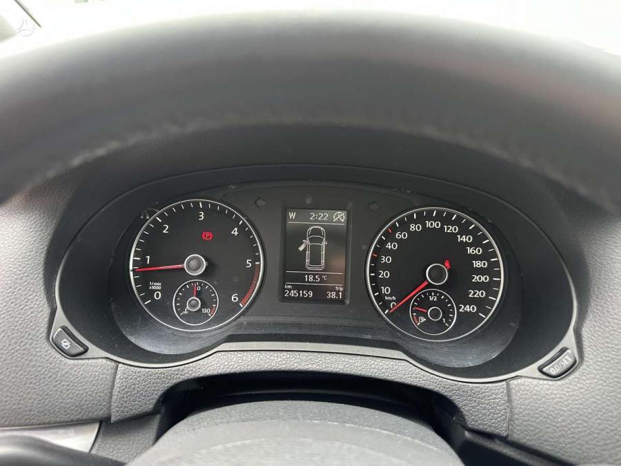 Melns Volkswagen Sharan 2011 Šauļi, ar dzinēja tilpumu 1.97 L un nobraukumu 245 tūkst. km par 7950 €, foto 18 vietnē AUTOMOTO.COM.LV