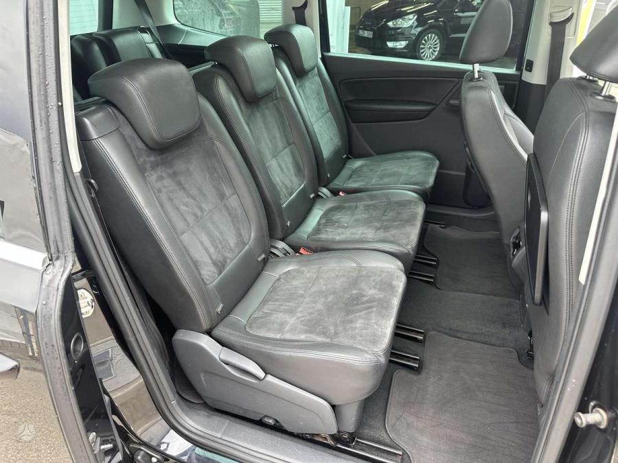Melns Volkswagen Sharan 2011 Šauļi, ar dzinēja tilpumu 1.97 L un nobraukumu 245 tūkst. km par 7950 €, foto 23 vietnē AUTOMOTO.COM.LV