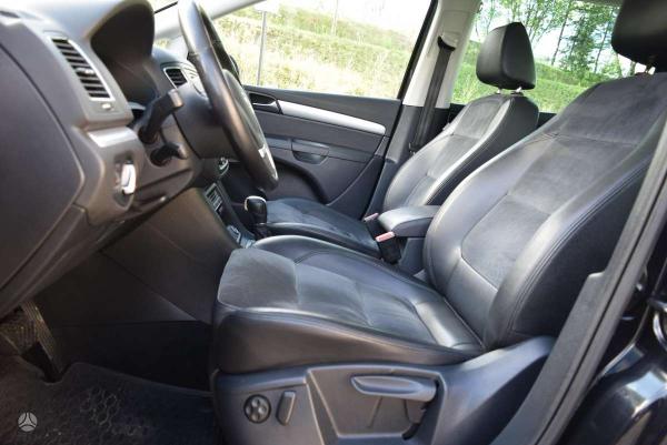 Melns Volkswagen Sharan 2011 Viļņa, ar dzinēja tilpumu 1.97 L un nobraukumu 242 tūkst. km par 8500 €, foto 9 vietnē AUTOMOTO.COM.LV
