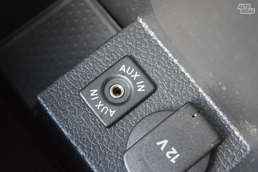 Melns Volkswagen Sharan 2011 Viļņa, ar dzinēja tilpumu 2.00 L un nobraukumu 242 tūkst. km par 8500 €, foto 20 vietnē AUTOMOTO.COM.LV