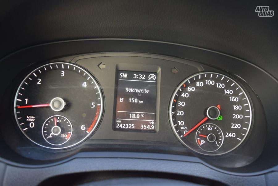 Melns Volkswagen Sharan 2011 Viļņa, ar dzinēja tilpumu 2.00 L un nobraukumu 242 tūkst. km par 8500 €, foto 24 vietnē AUTOMOTO.COM.LV