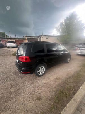 Melns Volkswagen Sharan 2011 Raseiniai, ar dzinēja tilpumu 1.97 L un nobraukumu 259 tūkst. km par 6990 €, foto 5 vietnē AUTOMOTO.COM.LV