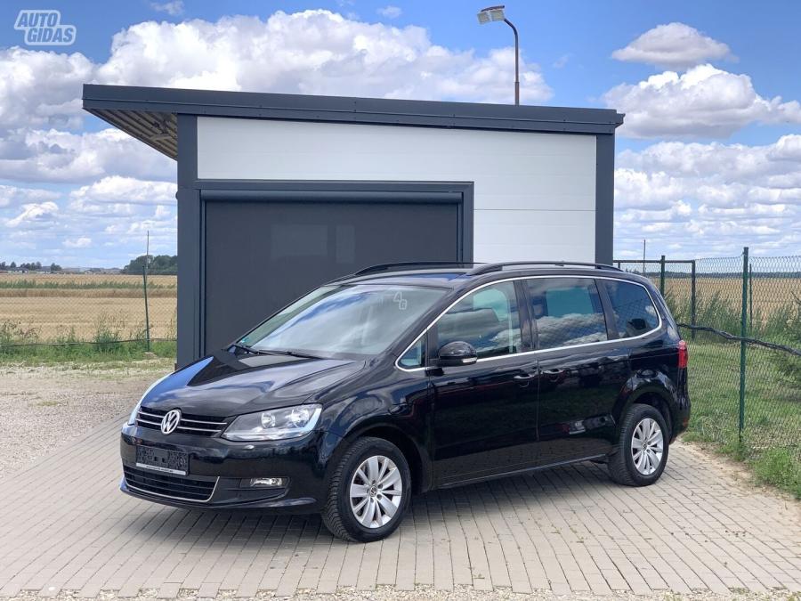Black Volkswagen Sharan 2011 in Kaunas, with an engine capacity of 1.40 L and mileage of 223 thousand km for 6499 €, photo 4 on AUTOMOTO.COM.LV