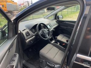 Black Volkswagen Sharan 2011 in Kaunas, with an engine capacity of 1.40 L and mileage of 223 thousand km for 6499 €, photo 18 on AUTOMOTO.COM.LV