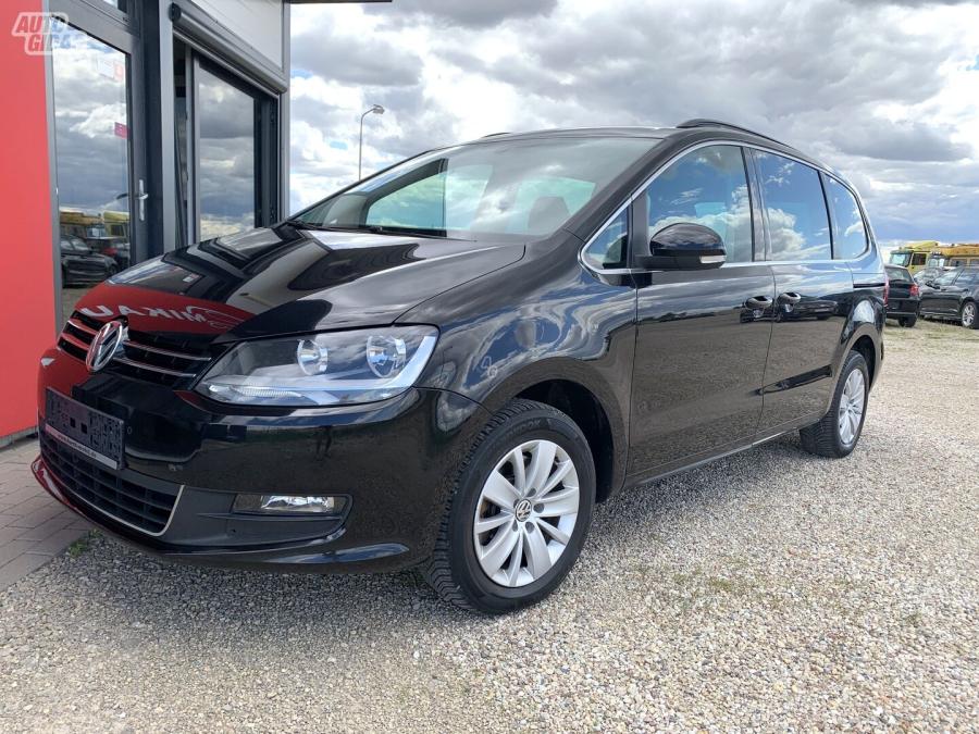 Black Volkswagen Sharan 2011 in Kaunas, with an engine capacity of 1.40 L and mileage of 223 thousand km for 6499 €, photo 35 on AUTOMOTO.COM.LV
