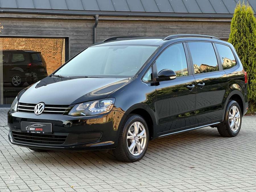 Black Volkswagen Sharan 2011 in Kedainiai, with an engine capacity of 1.97 L and mileage of 274 thousand km for 7950 €, photo 1 on AUTOMOTO.COM.LV