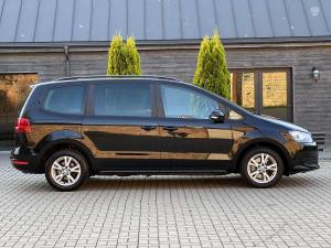 Black Volkswagen Sharan 2011 in Kedainiai, with an engine capacity of 1.97 L and mileage of 274 thousand km for 7950 €, photo 8 on AUTOMOTO.COM.LV