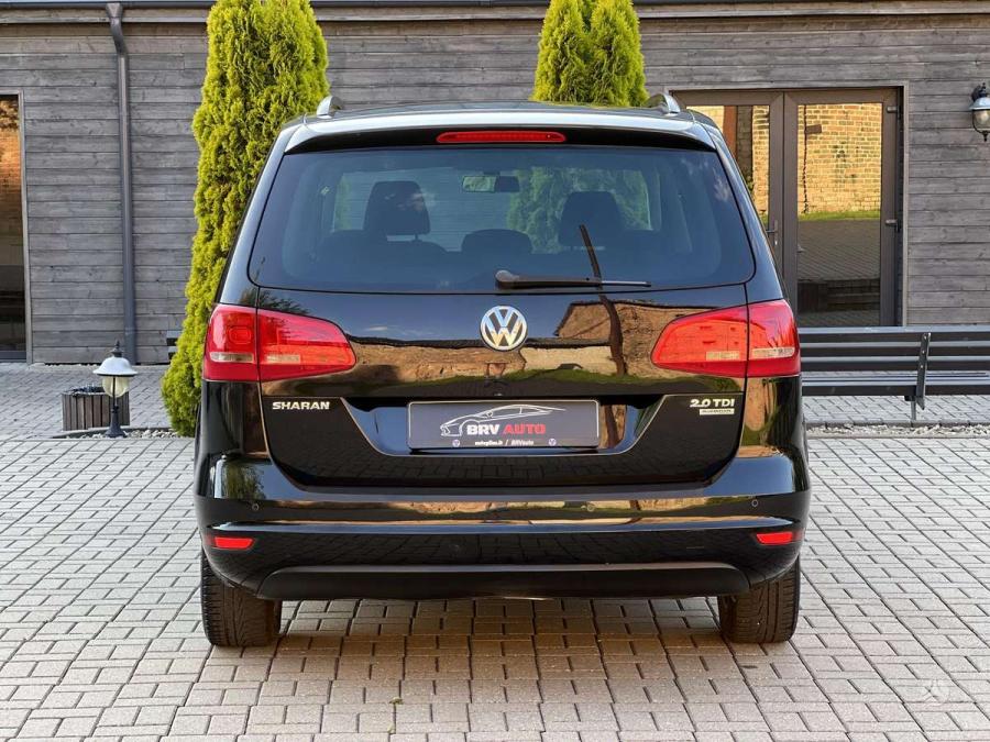 Black Volkswagen Sharan 2011 in Kedainiai, with an engine capacity of 1.97 L and mileage of 274 thousand km for 7950 €, photo 10 on AUTOMOTO.COM.LV