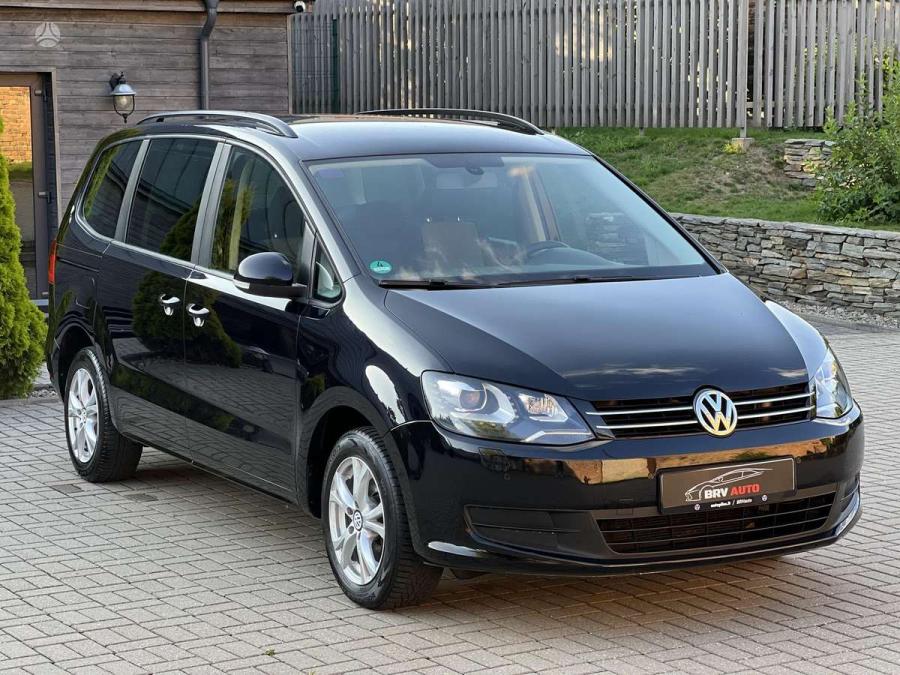 Black Volkswagen Sharan 2011 in Kedainiai, with an engine capacity of 1.97 L and mileage of 274 thousand km for 7950 €, photo 20 on AUTOMOTO.COM.LV