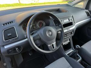 Black Volkswagen Sharan 2011 in Kedainiai, with an engine capacity of 1.97 L and mileage of 274 thousand km for 7950 €, photo 27 on AUTOMOTO.COM.LV