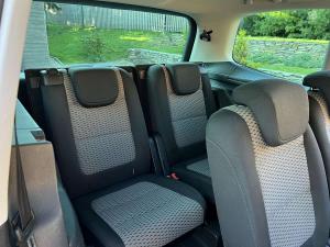 Black Volkswagen Sharan 2011 in Kedainiai, with an engine capacity of 1.97 L and mileage of 274 thousand km for 7950 €, photo 35 on AUTOMOTO.COM.LV