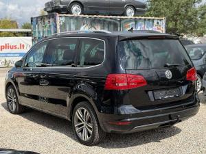 Black Volkswagen Sharan 2011 in Ukmerge, with an engine capacity of 1.97 L and mileage of 250 thousand km for 7850 €, photo 5 on AUTOMOTO.COM.LV