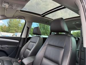 Black Volkswagen Sharan 2011 in Ukmerge, with an engine capacity of 1.97 L and mileage of 250 thousand km for 7850 €, photo 16 on AUTOMOTO.COM.LV