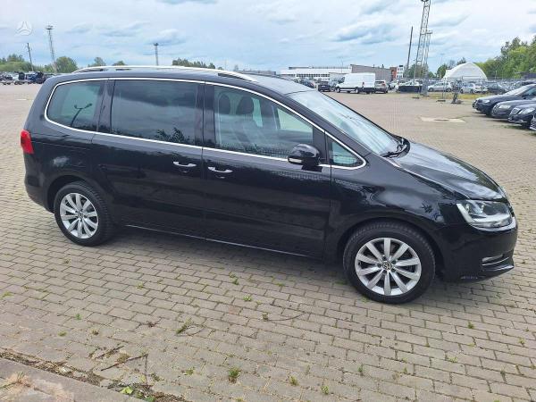 Melns Volkswagen Sharan 2011 Marijampole, ar dzinēja tilpumu 1.97 L un nobraukumu 311 tūkst. km par 7200 €, foto 6 vietnē AUTOMOTO.COM.LV