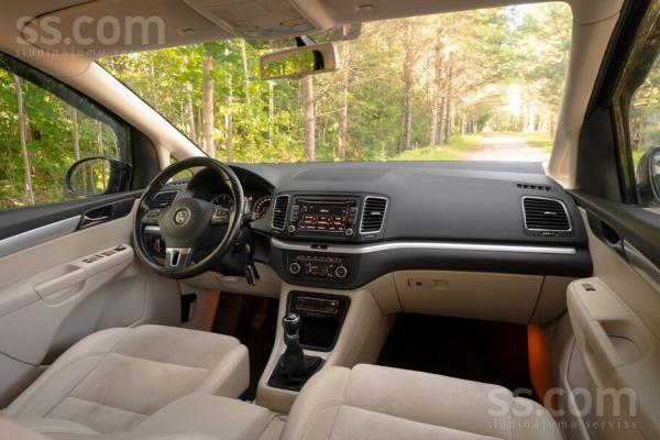 Black Volkswagen Sharan 2011 in Tukums, with an engine capacity of 2.00 L and mileage of 249 thousand km for 6890 €, photo 9 on AUTOMOTO.COM.LV