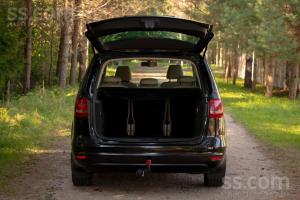 Melns Volkswagen Sharan 2011 Tukums, ar dzinēja tilpumu 2.00 L un nobraukumu 249 tūkst. km par 6890 €, foto 7 vietnē AUTOMOTO.COM.LV