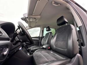 Melns Volkswagen Sharan 2011 Marijampole, ar dzinēja tilpumu 1.97 L un nobraukumu 303 tūkst. km par 7650 €, foto 15 vietnē AUTOMOTO.COM.LV
