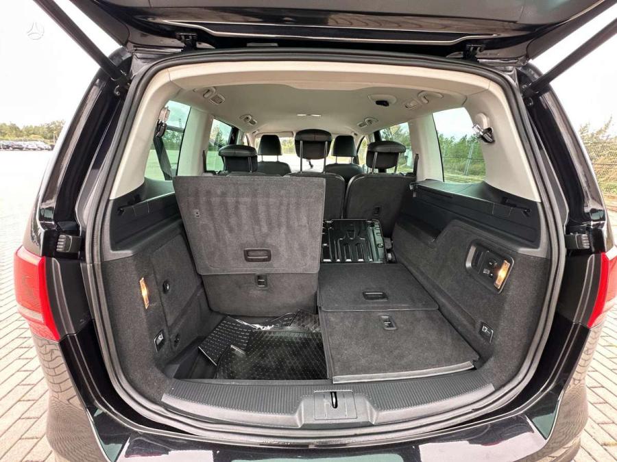 Melns Volkswagen Sharan 2011 Marijampole, ar dzinēja tilpumu 1.97 L un nobraukumu 303 tūkst. km par 7650 €, foto 26 vietnē AUTOMOTO.COM.LV